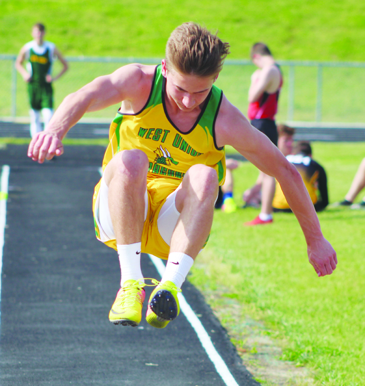 Runnin’, jumpin, and throwin’: SHAC Track | People's Defender