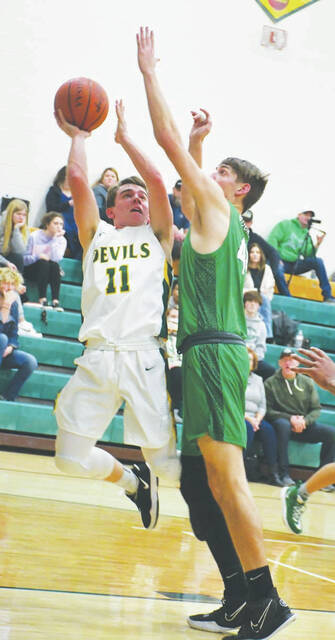 Devils’ losing streak goes to three with conference loss to ...