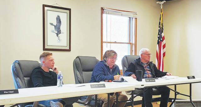 New sidewalks, park improvements, stop light issues discussed by ...