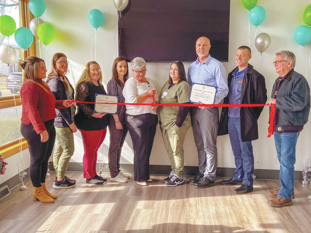 ACRMC holds grand opening for new family medicine clinic in Peebles ...