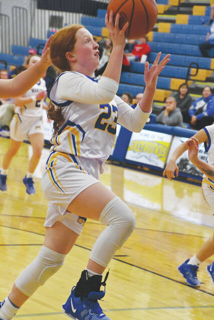 Lady Hounds open with victory over Sciotoville East | People’s Defender